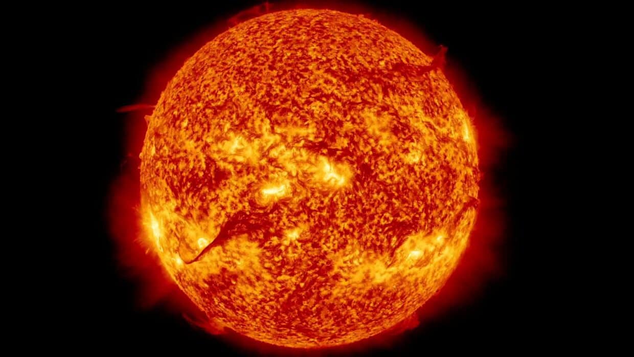 Nasa Sun Wallpaper - PixelsTalk