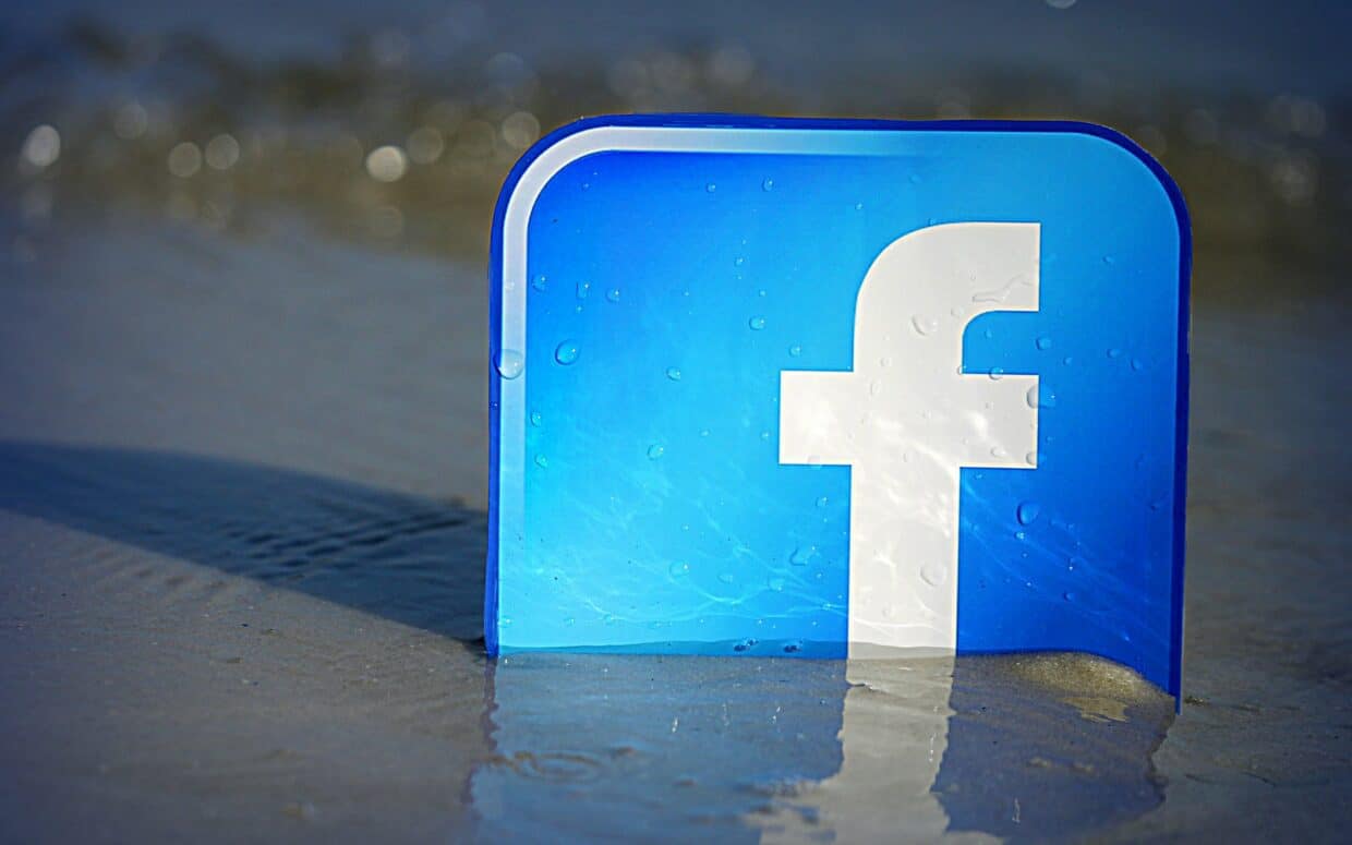 Facebook Backgrounds - PixelsTalk