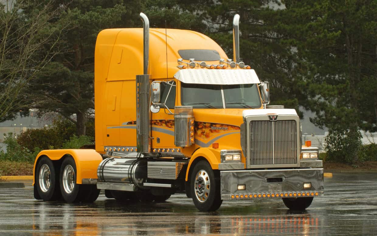 Semi Truck HD Desktop Backgrounds - PixelsTalk