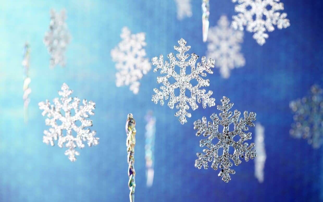 Snowflake Wallpaper HD - PixelsTalk