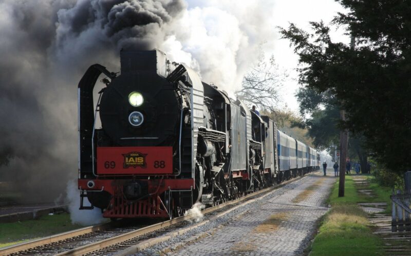 Steam Engine Wallpapers - PixelsTalk