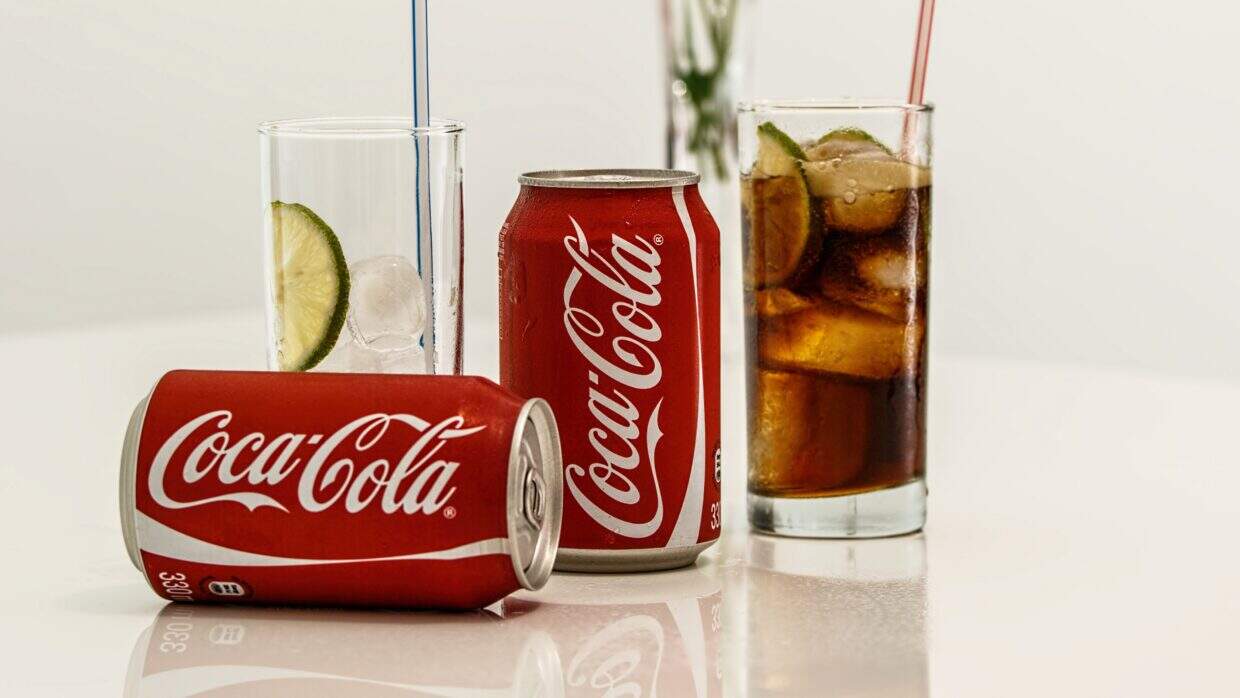 HD Coca Cola Backgrounds - PixelsTalk