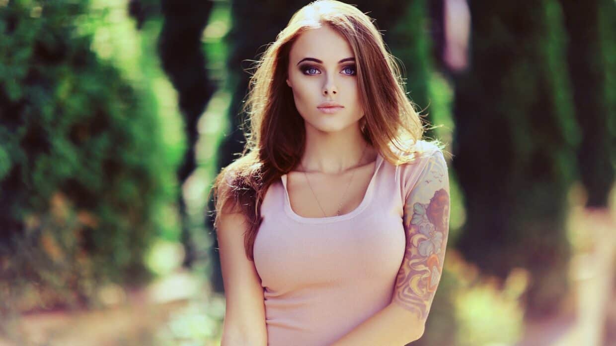 High Resolution Backgrounds Girls - PixelsTalk