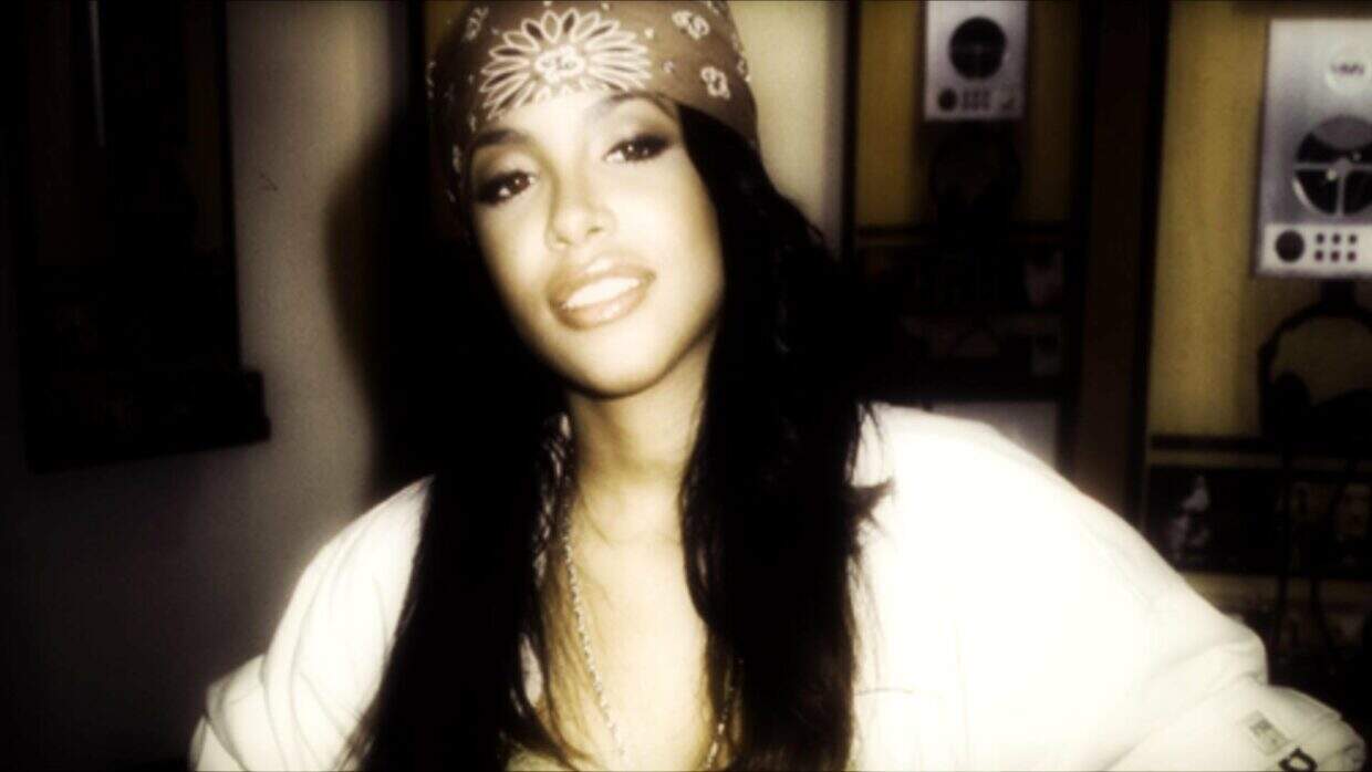 Aaliyah Wallpapers HD - PixelsTalk