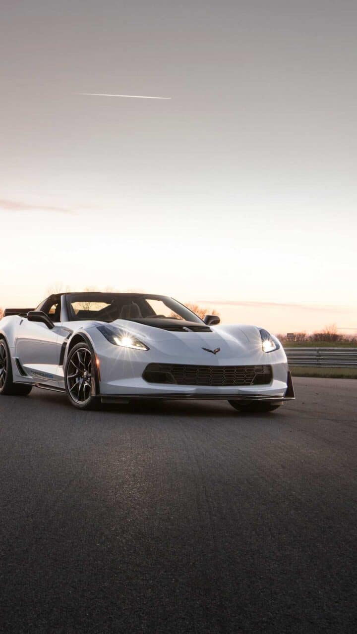 Chevrolet Corvette Wallpapers: American Muscle for Your Screen - PixelsTalk