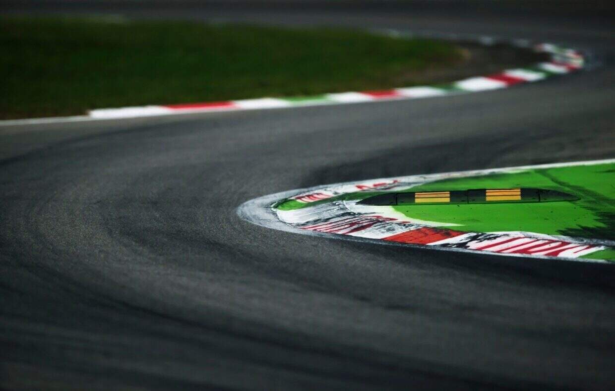 Race Track Wallpapers - PixelsTalk