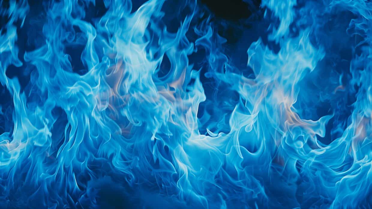 Fire 4K Wallpapers - PixelsTalk