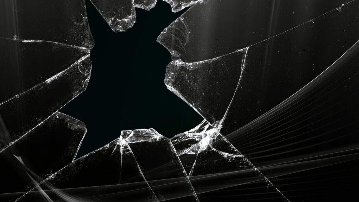Broken Wallpapers HD High Quality - PixelsTalk