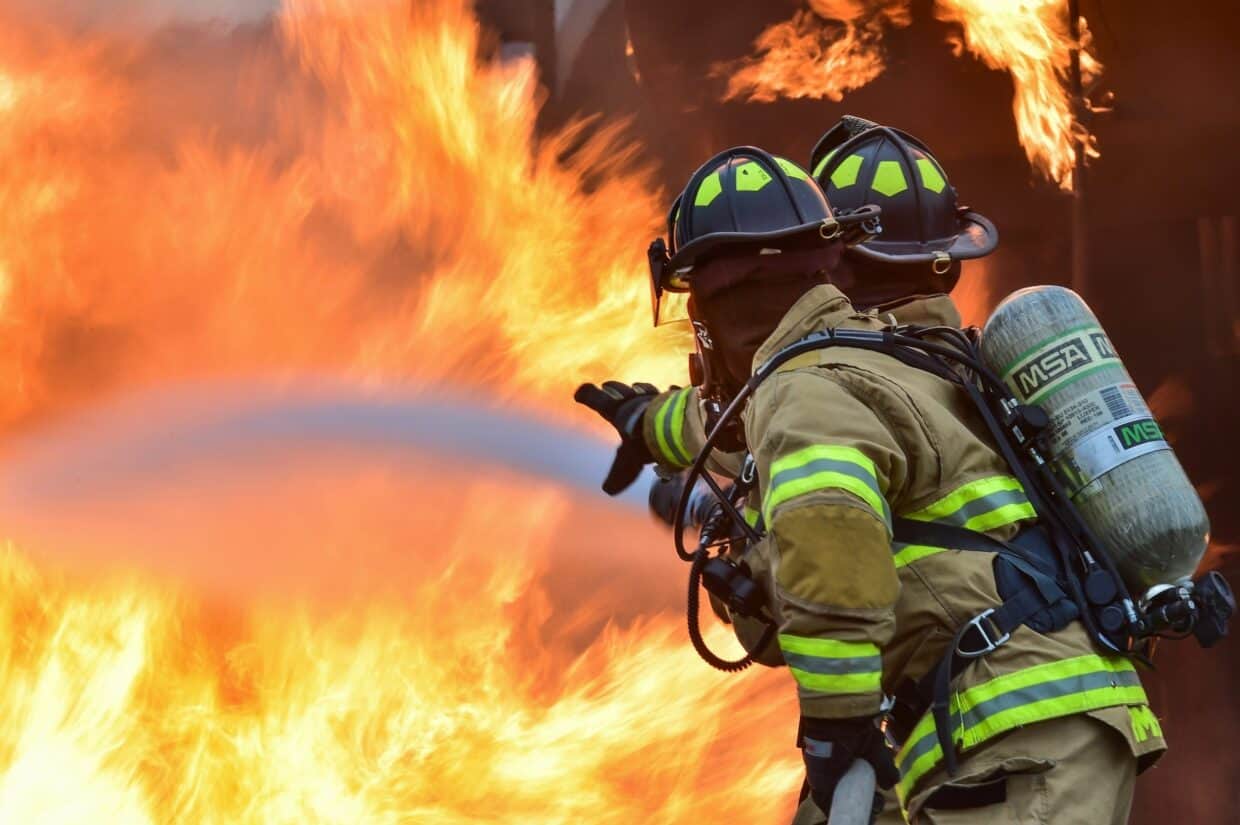 Firefighter Wallpapers High Resolution for Desktop - PixelsTalk