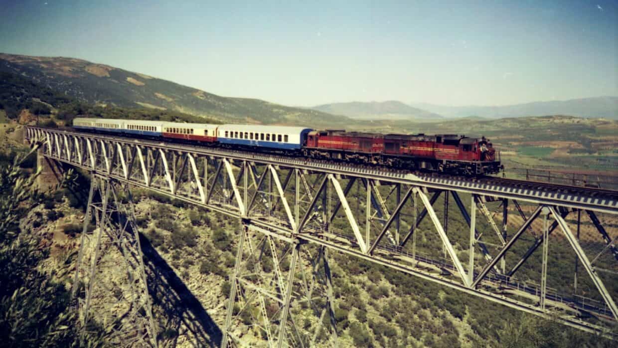 Train Wallpapers HD High Resolution - PixelsTalk