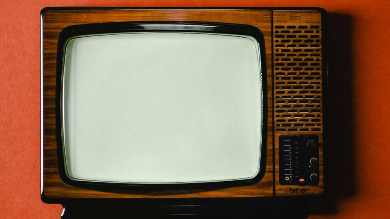TV screen wallpapers - PixelsTalk