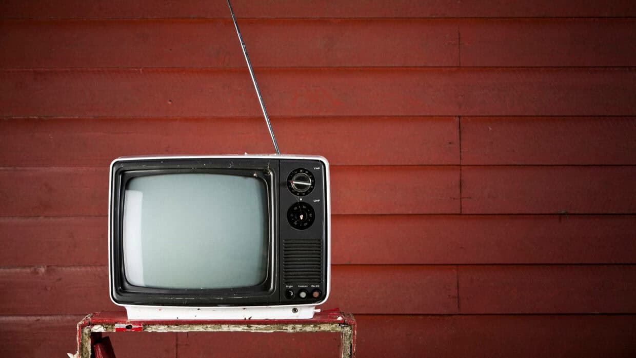 TV screen wallpapers - PixelsTalk